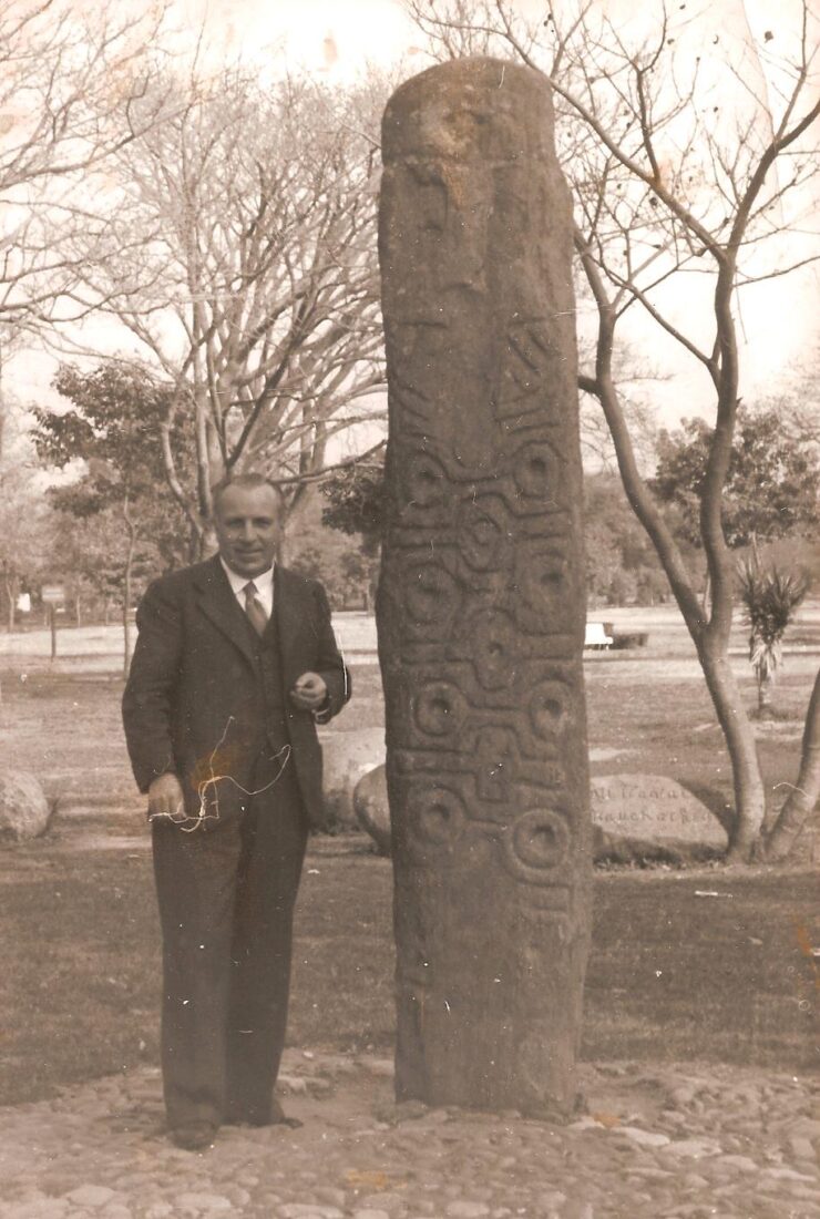 Instalaron en Unquillo un Menhir inspirado en la investigación de Guido ...